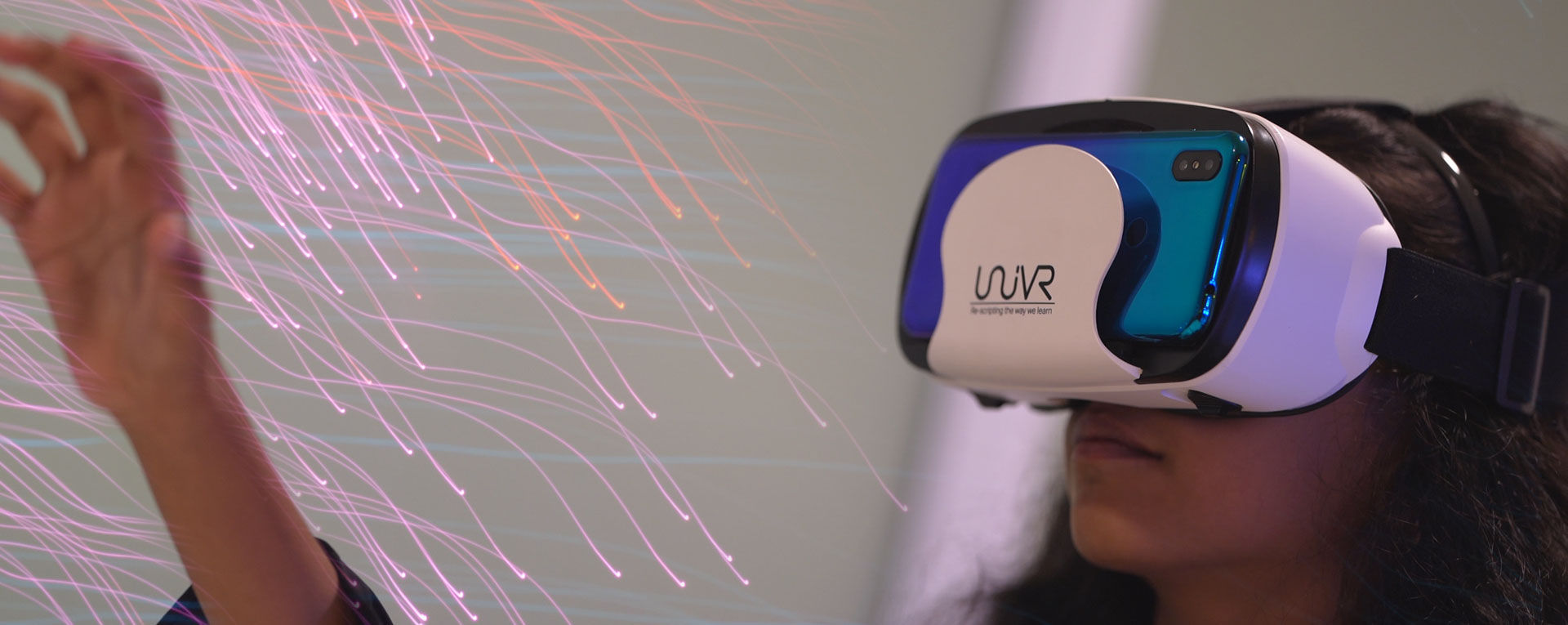 UniVR